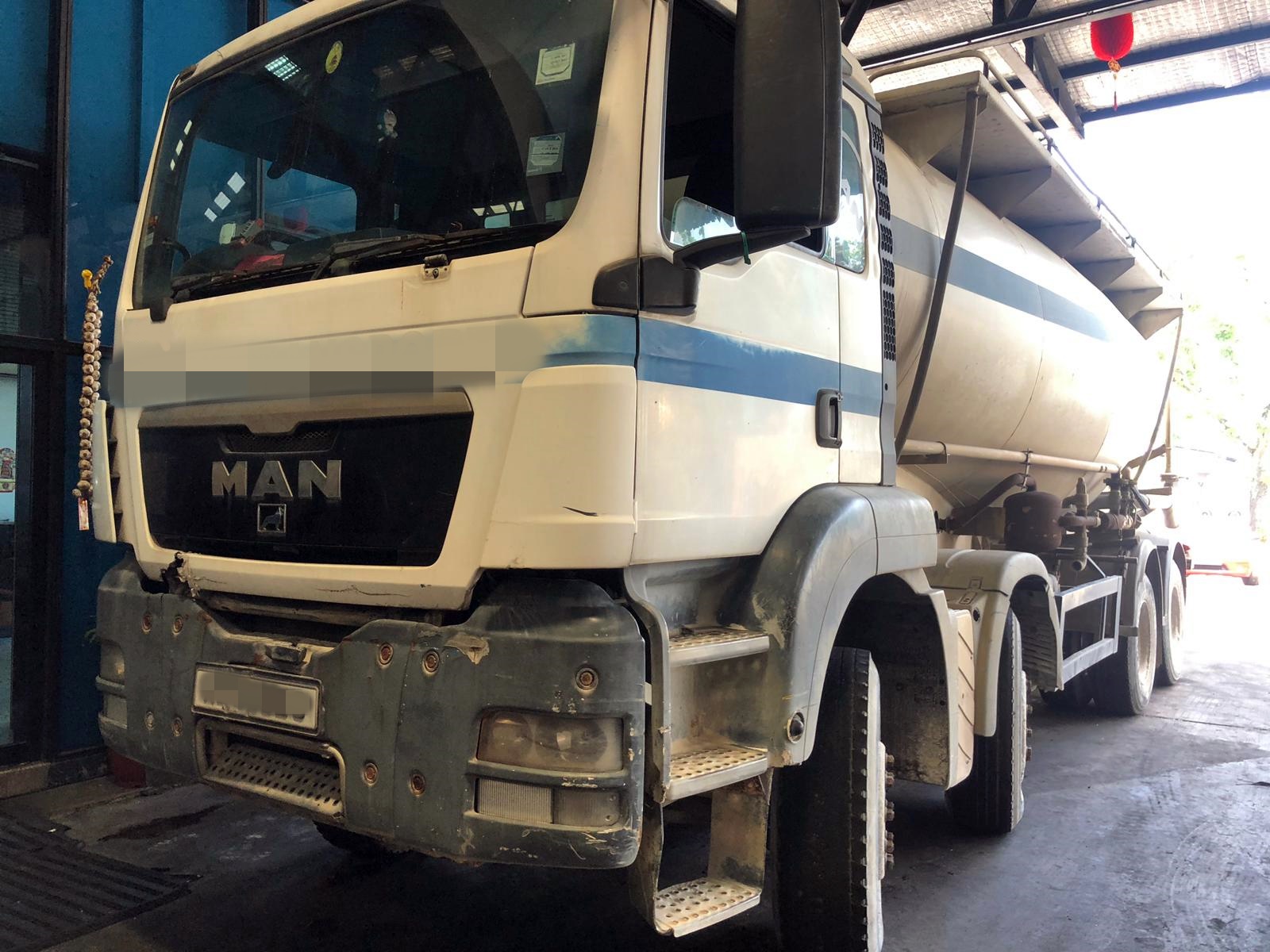 MAN TGS 8x4 (SOLD) - Kiat Lee Group